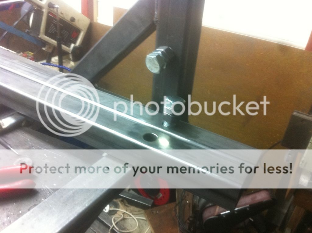 Fitting H frame and Ali floor to tiny Dropside | MIG Welding Forum