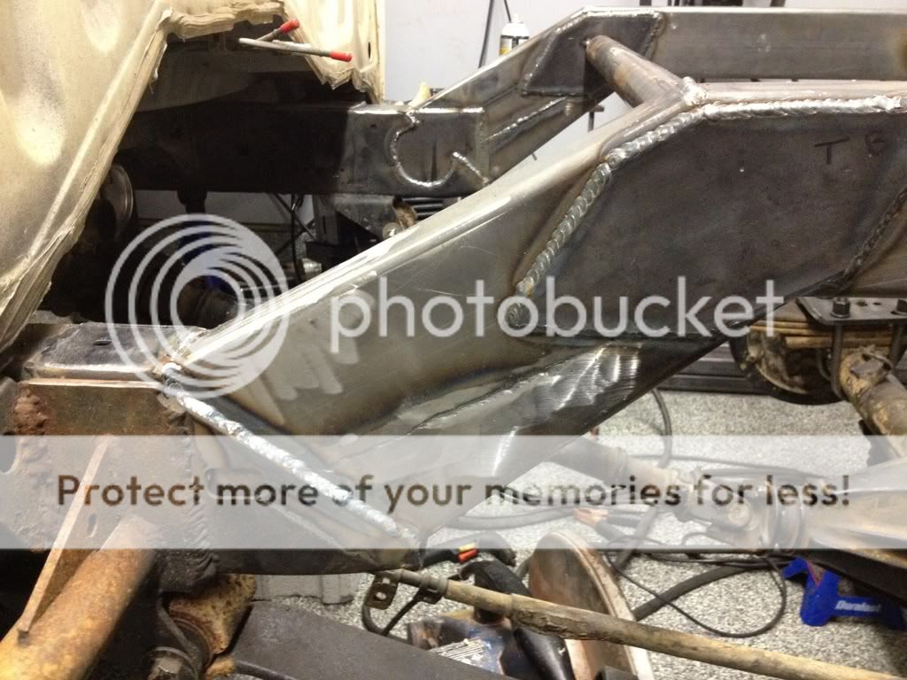 Building new rear frame rails | Pirate 4x4