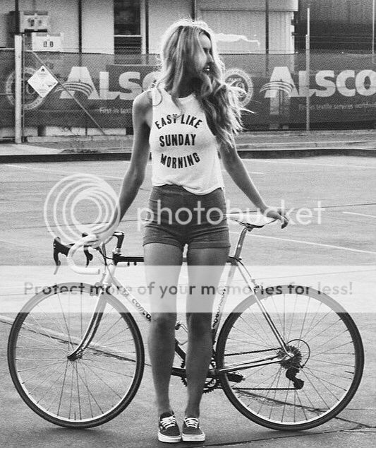 Vintage trophy girls - Britbike forum